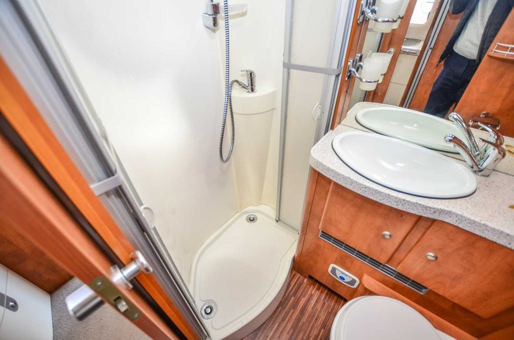 Carthago chic e-line I47 - Skandic & Nordic Reisemobil GmbH