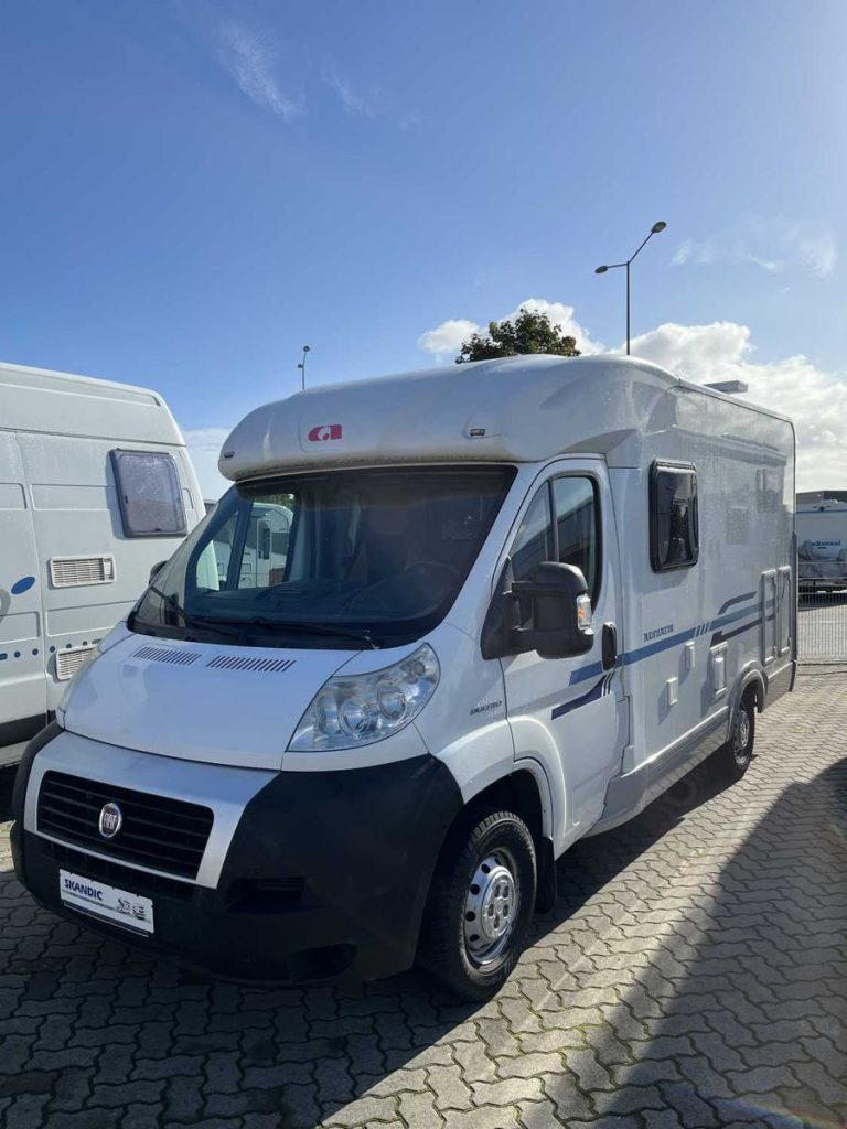 Adria Coral Compact 590 SP SAT,TV,Solar,Markise, SOG - Skandic & Nordic ...