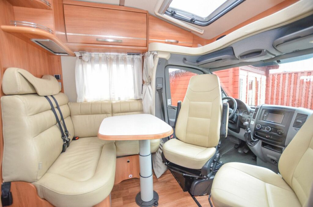 HYMER / ERIBA / HYMERCAR ML T 560 4X4 6 Cylinder - Skandic & Nordic ...
