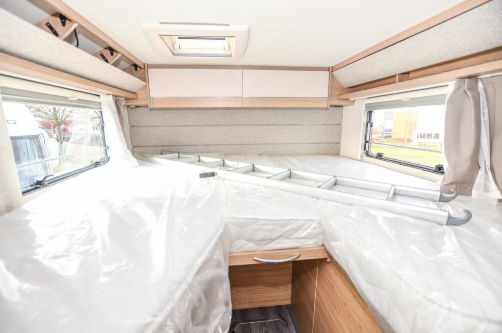 LMC Cruiser V 646 G - mit Aufstelldach - Skandic & Nordic Reisemobil GmbH