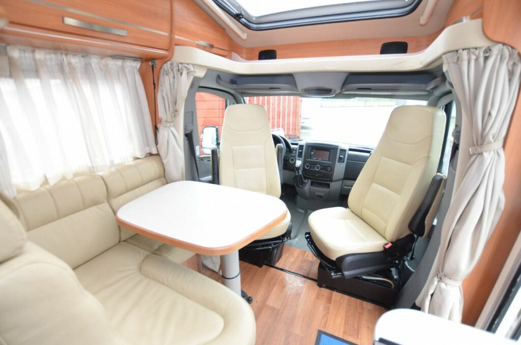 HYMER / ERIBA / HYMERCAR ML T 560 4X4 6 Cylinder - Skandic & Nordic ...