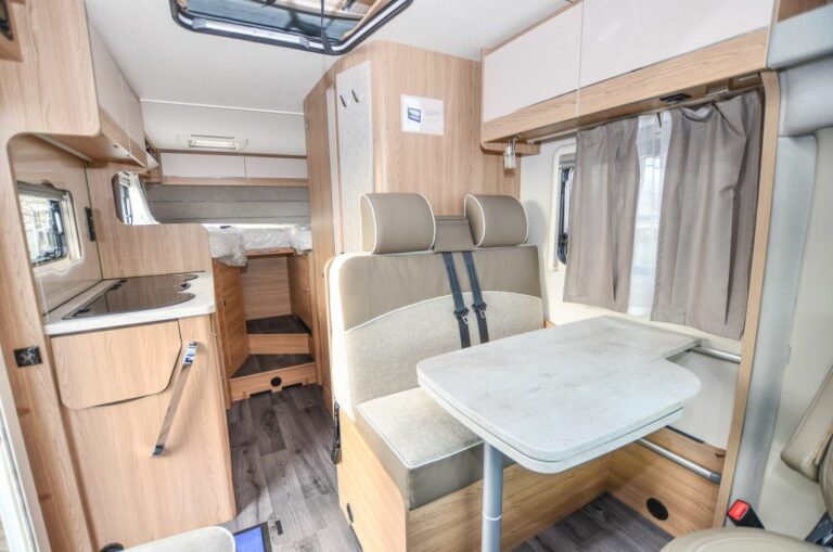 LMC Cruiser V 646 G - mit Aufstelldach - Skandic & Nordic Reisemobil GmbH