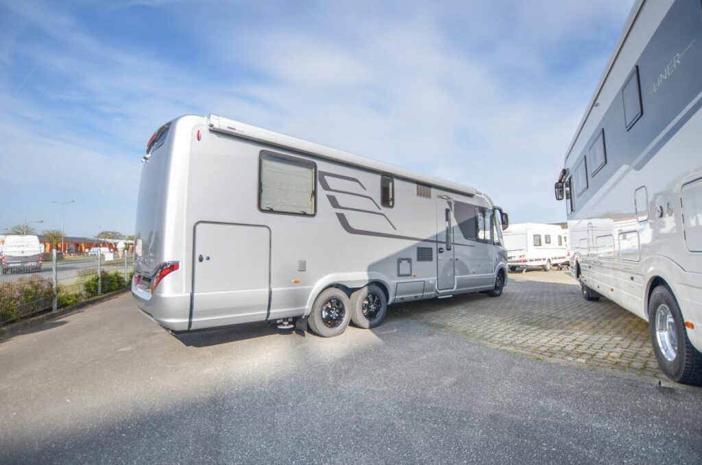 HYMER / ERIBA / HYMERCAR B-Klasse ML I 890 - Skandic & Nordic ...