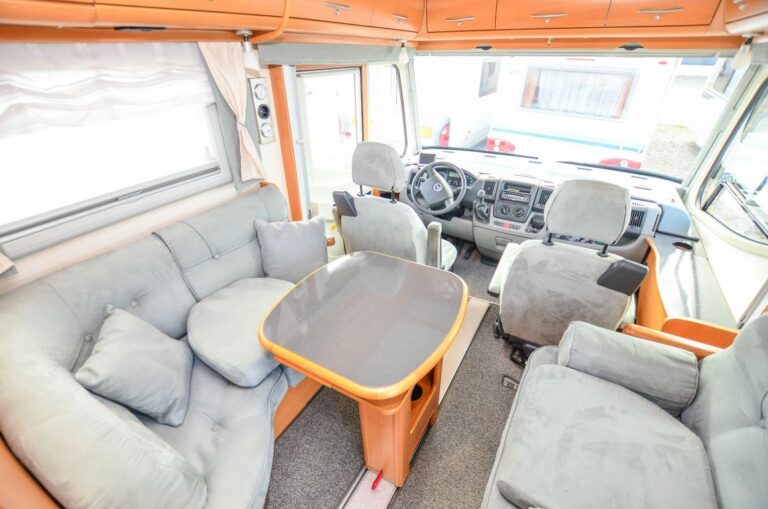 Frankia Compact Class 680 FD SAT/TV, Solceller, Alde, bageovn - Skandic ...